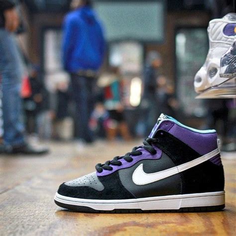Heavens Gate Nike