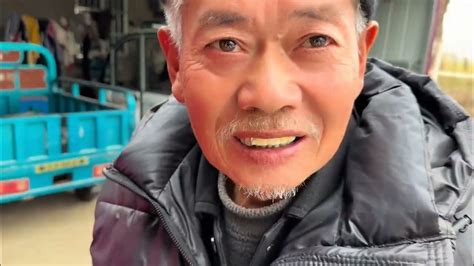 弟弟在家里调皮捣蛋，老爸打电话让姐姐回来收拾 Youtube