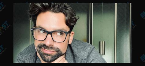 Michael Allio Commemorates His Sons Kindergarten Graduation