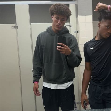 Eric Brooks Ericbrooks 17 • Threads Say More