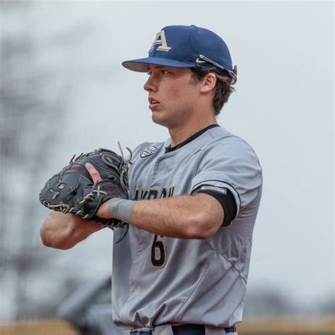 Max Bowman Maxbowman • Threads Say More Max Bowman Maxbowman • Threads Say More