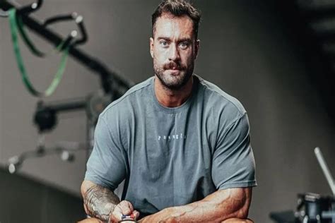 Chris Bumstead Height And The Key Factor In His Success