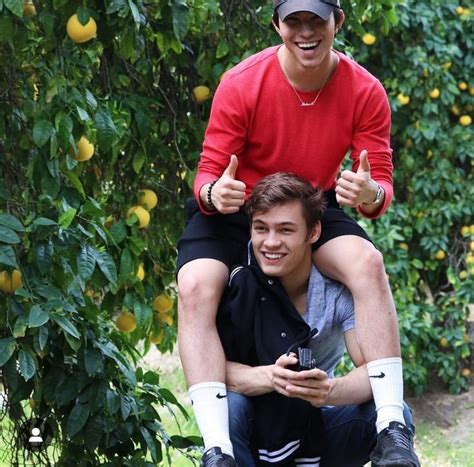 Pin De Fleur Du Mar En Dylan Geick