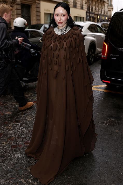 Noah Cyrus 2024