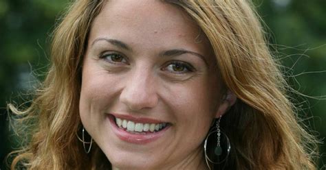 Mor And Barn May Lisbeth Får Jente