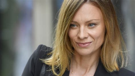 Magdalena Boczarska W Sukni Z Ogromnym Dekoltem Na ściance Chwila Nieuwagi I Byłaby Wpadka