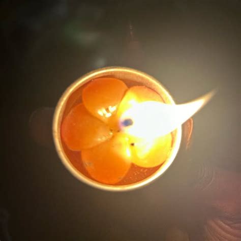 Izzy Izzykinzz00 • Threads Say More