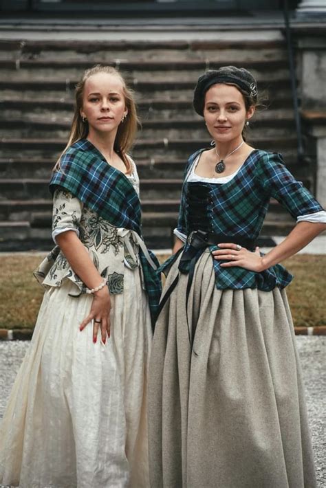 Pin By Jen Woods On Costume Scottish Dress Scottish Clothing