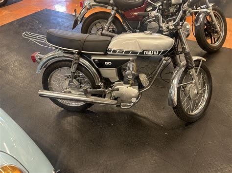 Yamaha 50 Cc 4 Gears 1977 Flot Stand Solgt Motorbyen