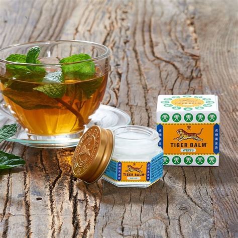 Singapore Dầu Cù Là Con Cọp Tiger Balm Đỏ Trắng Giảm Đau đầu Thấp