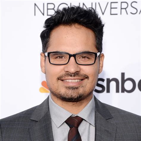 Michael Peña Early Life Movies And Ant Man