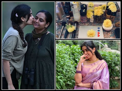 Gowri Shruthi ಮೇಕಪ್ ಐಟಮ್ಸ್ ಇಟ್ಟು ಪೂಜೆ ಮಾಡಿದ ನಟಿ ಶ್ರುತಿ ಮಗಳು ಗೌರಿ ಆಯುಧ ಪೂಜೆ ಹೀಗಿತ್ತು Kannada