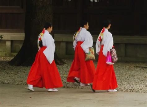 Las Miko Japan Experience