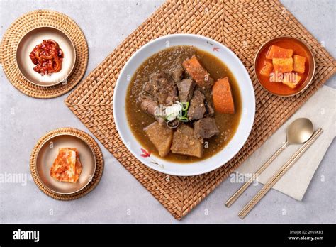 Korean Food Korean Beef Gomtang Beef Camouflage Crucible Soup