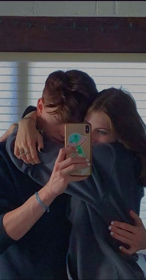 Pin By Sophia Blogger On Cute Couple 💞 Couple Goals Teenagers