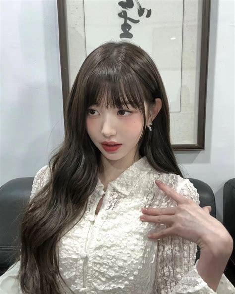 Wonyoung Is Just Begging For A Rough Facefucking Here She Wants To
