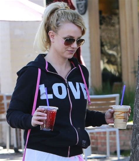 Thumbspro Godneyonmyradar Britney Spears Double Starbucks Drinks