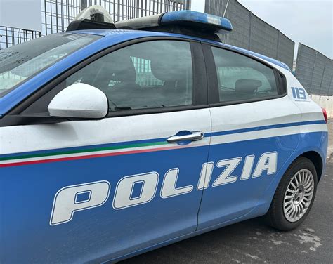 Sono Stata Stuprata Dal Mio Amico Ragazza Violentata A Milano