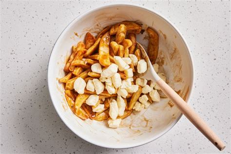 This Quick Poutine Recipe Is The Ultimate Comfort Food
