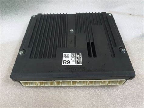 กล่องอีซียู Ecu Toyota Revo 24 ปี 2020 Now Number 89661 Fa200 R9