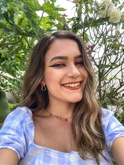 Hi 😁 R Smileygirls