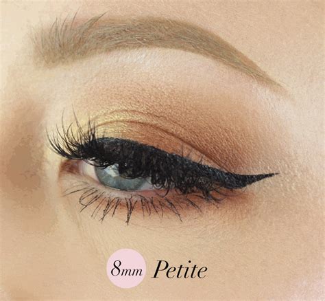 The Quick Flick® The Eyeliner Stamp For Perfect Winged Liner Winged