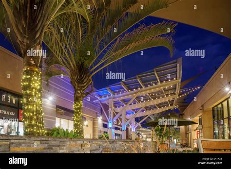 Arcadia Apr 27 Night View Of Santa Anita Mall On Apr 27 2017 At