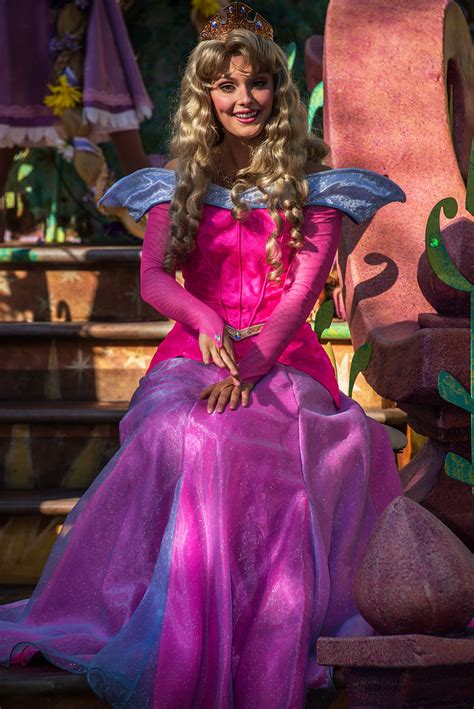 Aurora In Mickeys Soundsational Parade In Disneyland Flickr
