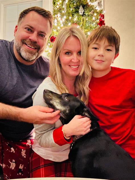 Wishing You All A Very Merry Christmas 🎁🎄 Heather Van Riper