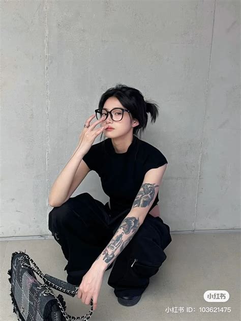 Pin By 최우영 On 포즈 Tomboy Style Outfits Aesthetic Girl Tomboy Fashion