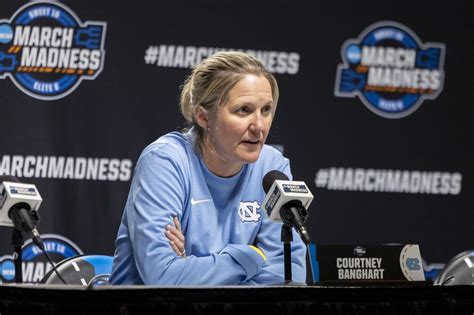 Unc Ad Explains Why Womens Team Will Make 675m Less Than Mens