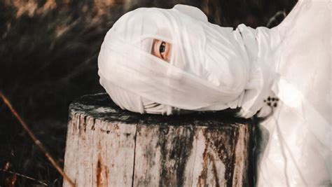 Unveiling The Dark Truth Robert Beckowitz Photos And Their Impact On