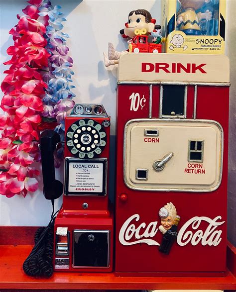 레트로 디자인 공중전화기 콜리colley