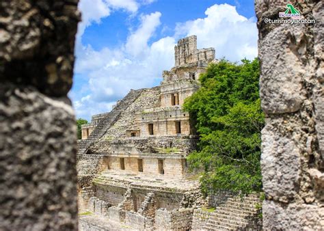 Zona Arqueológica De Edzná En Campeche