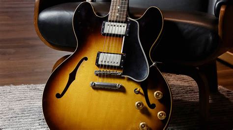 Up Close And Personal With Mel Bays Very Own 1958 Gibson Es 335 Guitar World