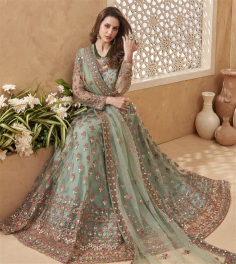 Tips For Choosing Lehenga Choli For Brides And Weddings