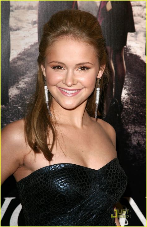 Cassi Thomson Is Big Love Lovely Photo 400531 Photo Gallery