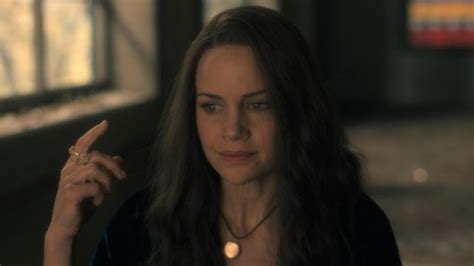 Ring Worn By Olivia Carla Gugino As Seen In The Haunting Of Hill