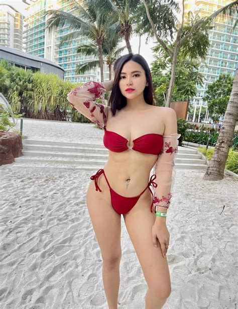 Shiena Yu Viva Artist Shiena Yu Is Beautiful Kind And Facebook