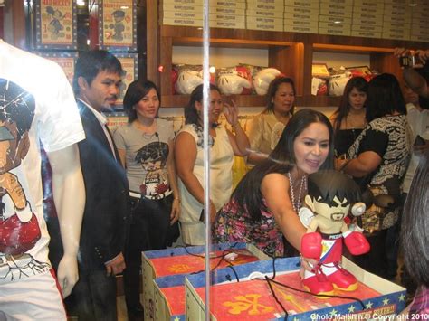 Geekmatic Manny Pacquiao Vs Mickey Mouse Knockout Store Opening
