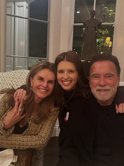 Arnold Schwarzenegger Passa O Natal Com A Ex Mulher 14 Anos Após