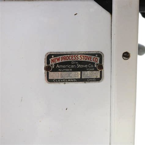 Antique Perfection Stove Co New Process Enameled Stove Model Cr 6 42