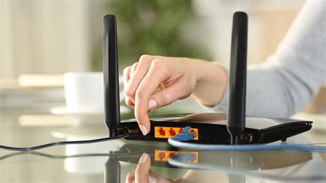 How To Restart Or Reset Your Router Quick Fixes For Wi Fi Problems