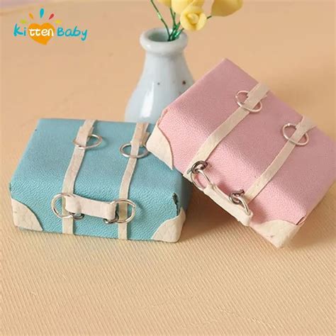 Cute 1 12 Mini Dollhouse Miniature Protable Suitcase Breifcase Retro