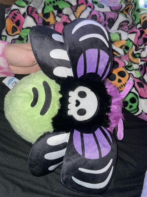 Mini Squishable Poison Hawkmoth