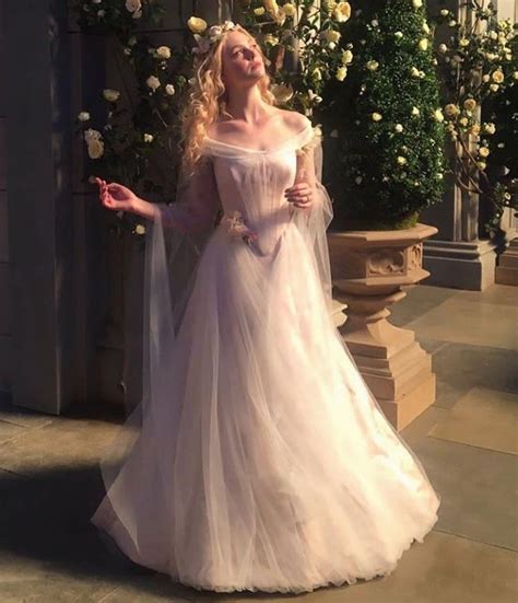Costume Aurora Di Elle Fanning Princess Aurora From Maleficent