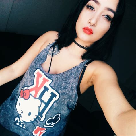 Anna Karoline Youtube