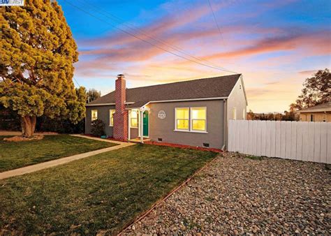 4663 Seven Hills Rd Castro Valley Ca 94546 Redfin