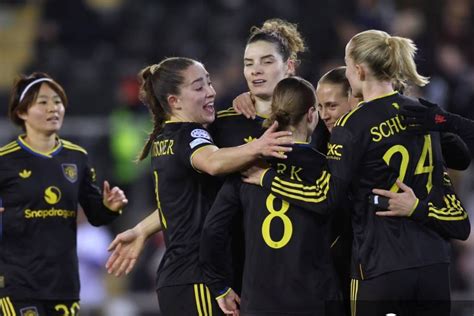 Manchester United Putri Buat Sejarah Ke Perempat Final Liga Champions