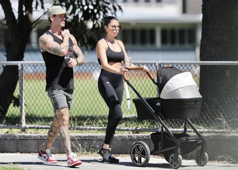London Shay Goheen And Reese Hawkins Out On Gold Coast 03252021
